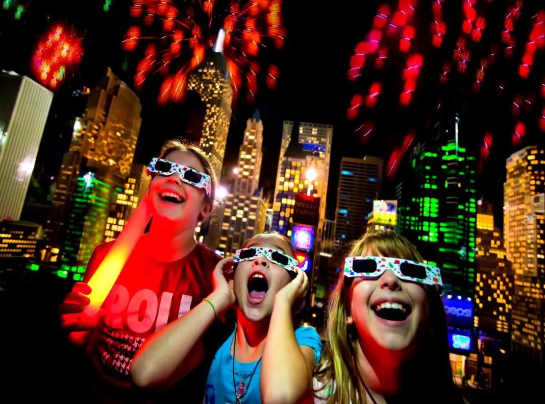 Red, White & BOOM! Celebrate 4th of July at LEGOLAND Florida | LEGOLAND ...